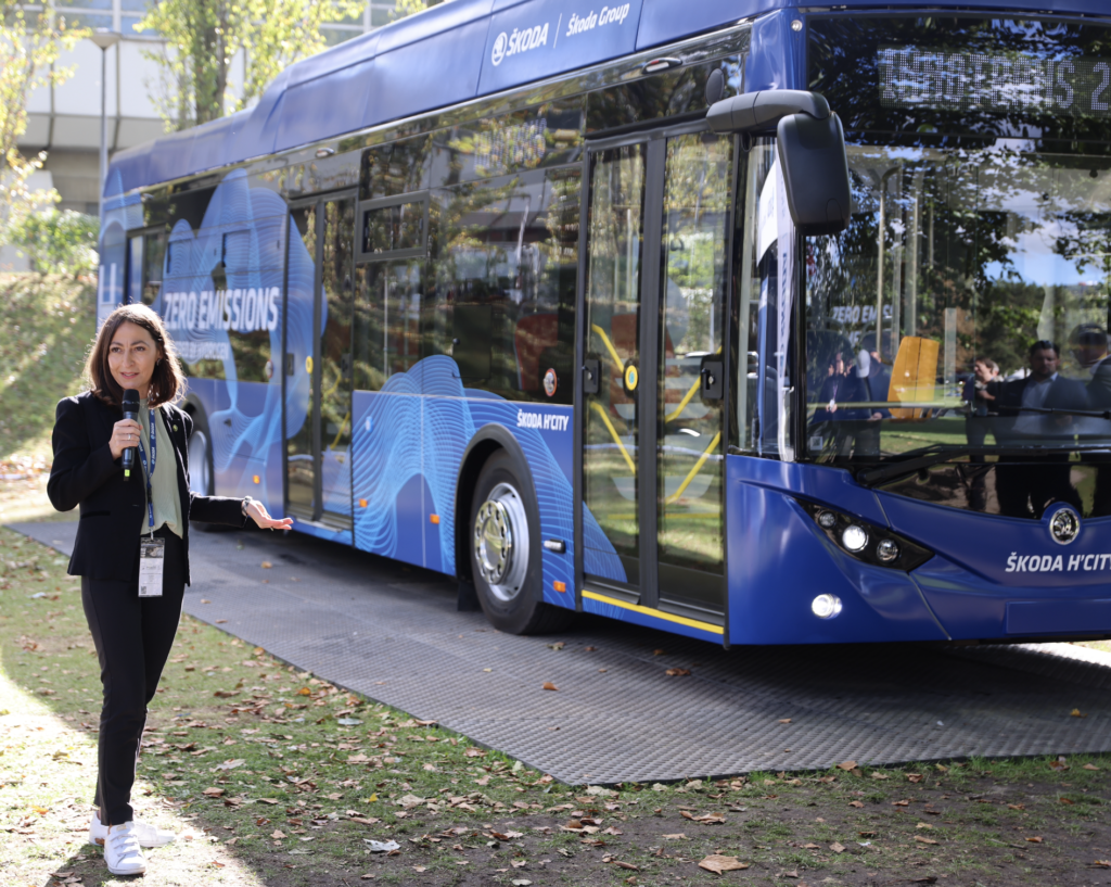Skoda launches hydrogen-powered city bus - Electric & Hybrid Vehicle ...