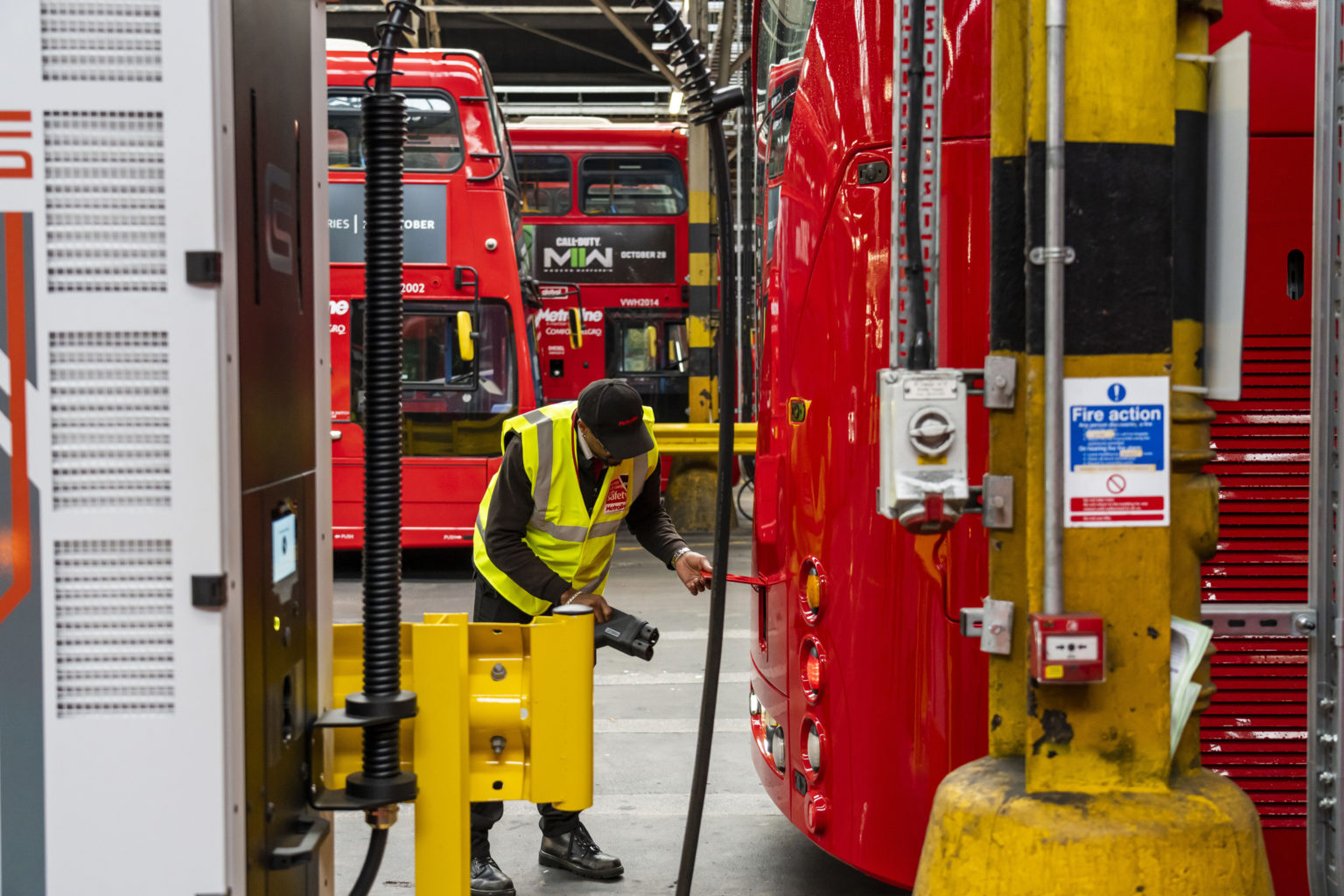 Equipmake has showcased its fully electric New Routemaster bus ...